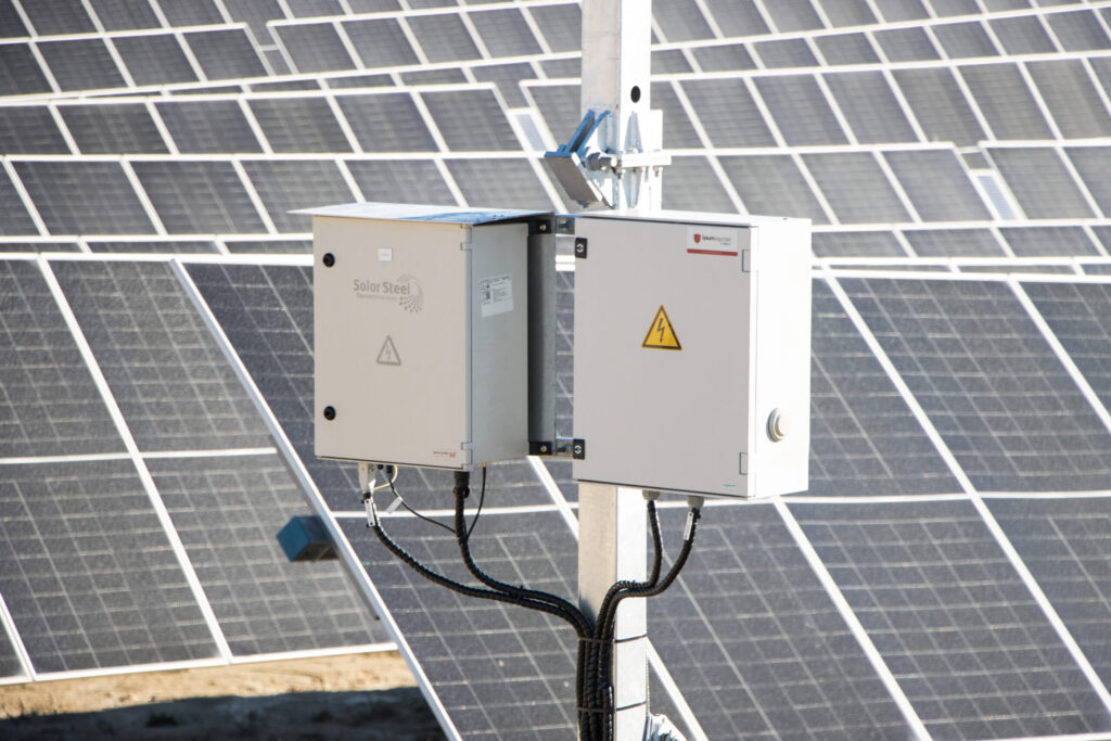 TracSmarT+ System | Solar Tracking System | Solar Steel